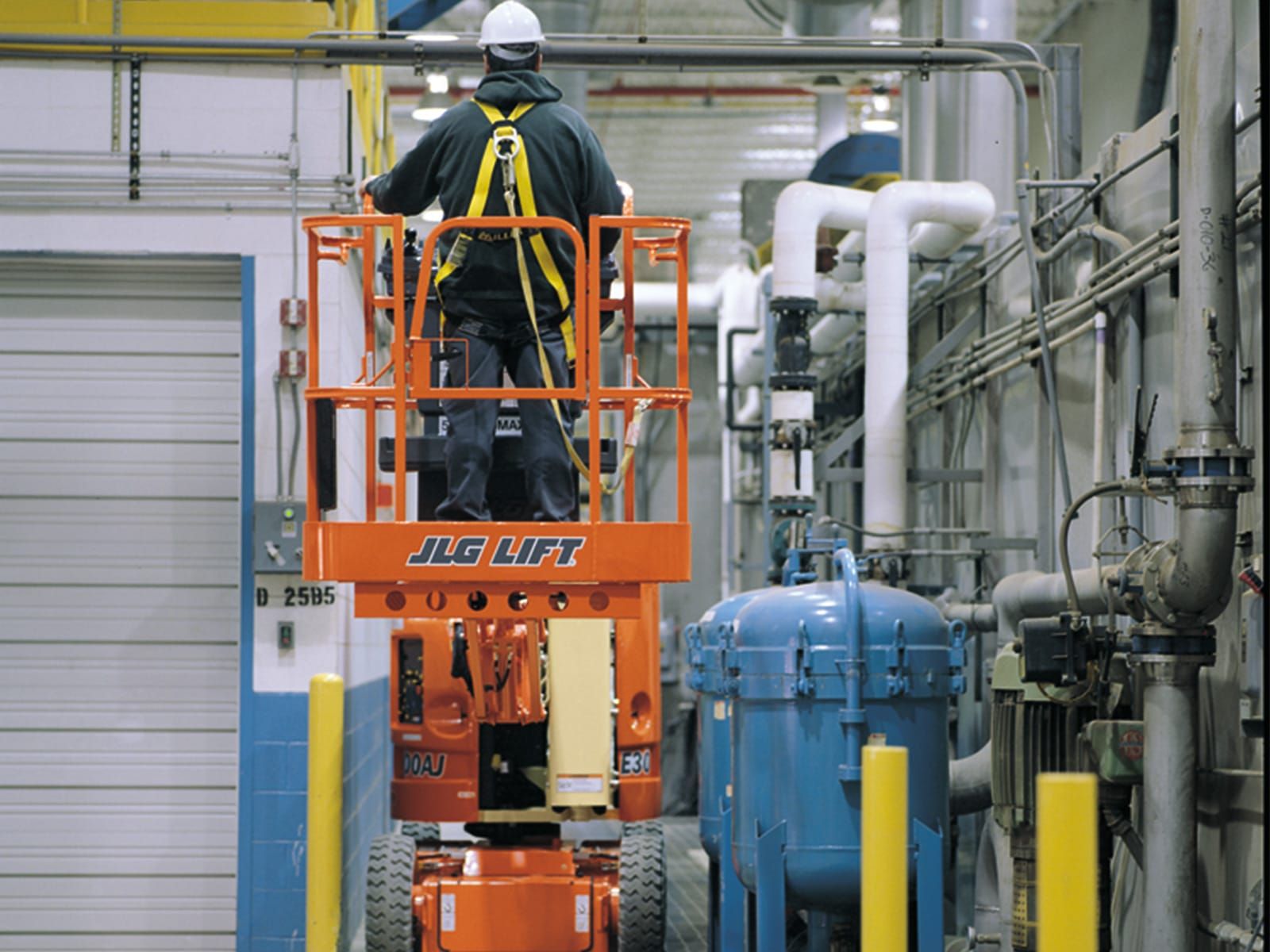 JLG E300 SERIES ARTICULATING BOOM LIFTS » Welch Equipment Company