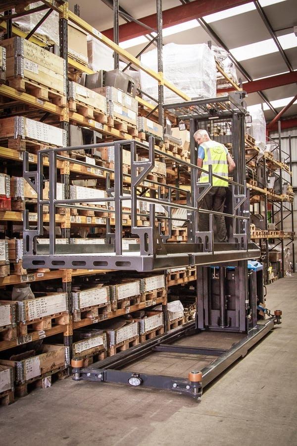 COMBILIFT-OP ORDER PICKER » Welch Equipment Company